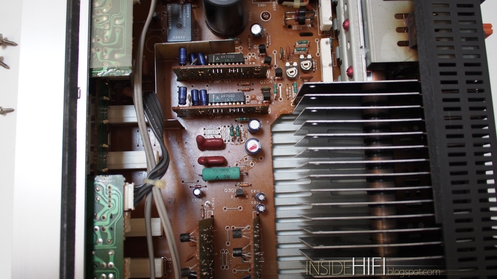 Inside Hi-Fi: Technics SU-Z65 (SU-Z65-EI)