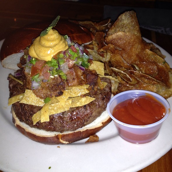 Eating for Sanity: Kuma's Corner