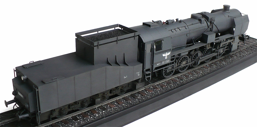 The Great Canadian Model Builders Web Page!: Kriegslokomotive BR52