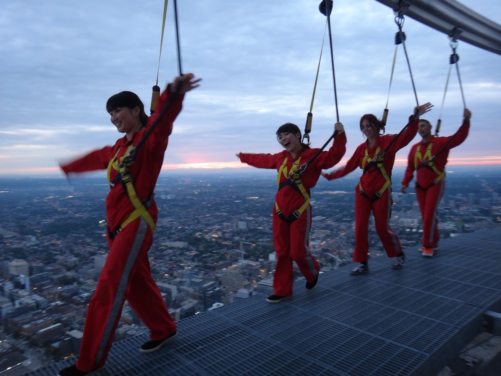 The Purple Scarf: Explore Toronto: Living On The Edge at the CN Tower!