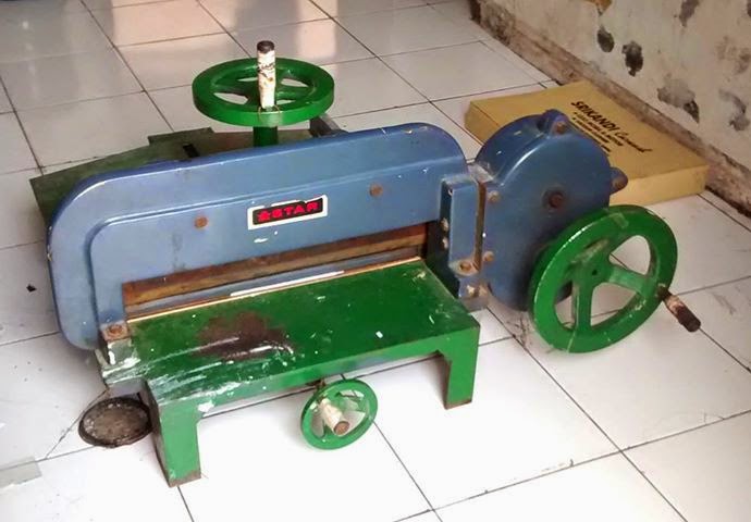 Mesin Potong A3 Merk Star - Mesin Percetakan Bekas