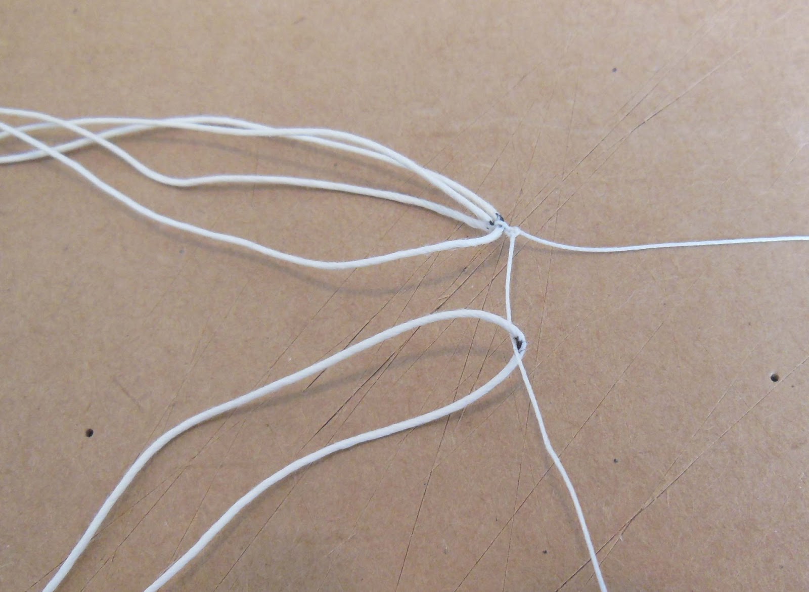 Model Rocket Building: Thick Shroud Line Attachment -- TIP