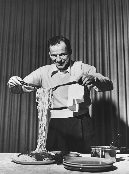 Tom and jerry videos with women jerry eating spaghetti - seojsseonm