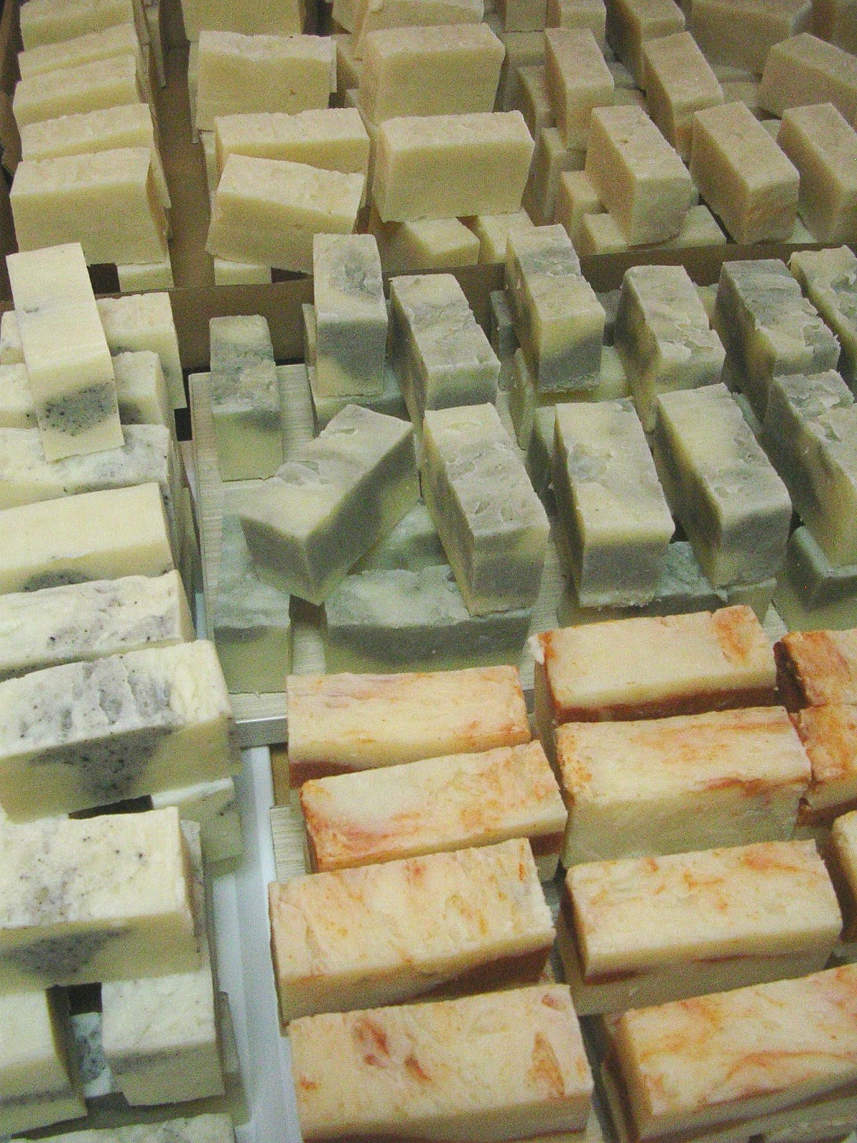 Umetnička radionica Kapetan - Banja Luka : Prirodni biljni sapuni ...