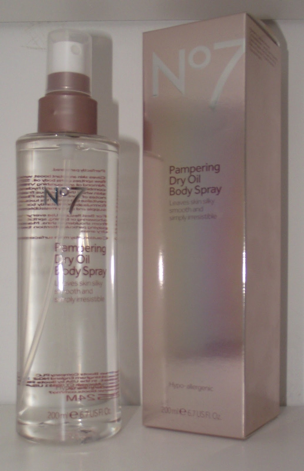 Beauty Reviews And How To's: No7 Pampering Dry Oil Body Spray Review