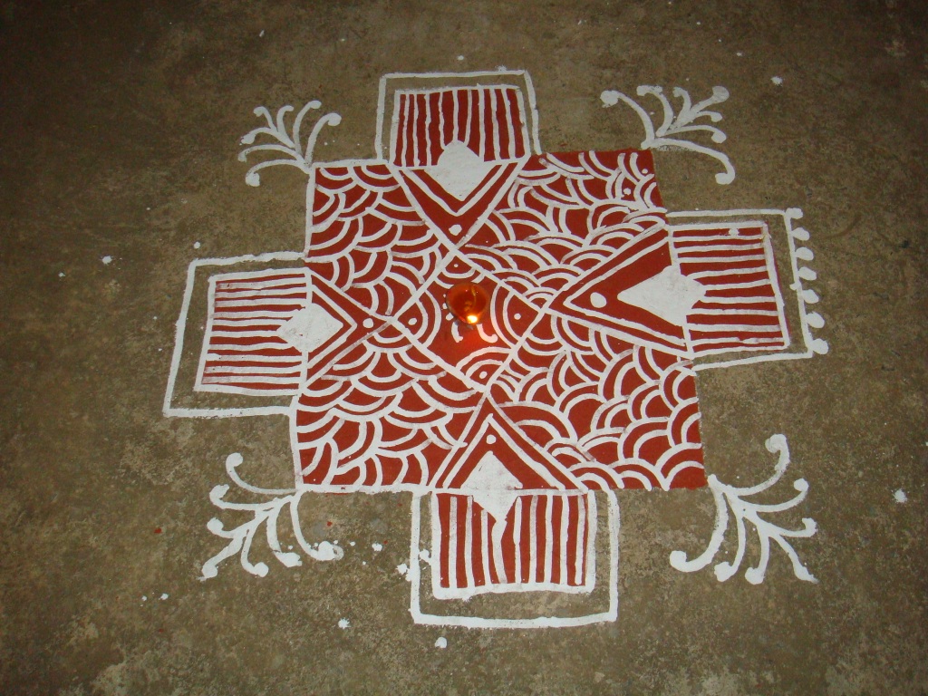 Rangoli Art: Rajasthani Pattern Rangoli made on Diwali 2011