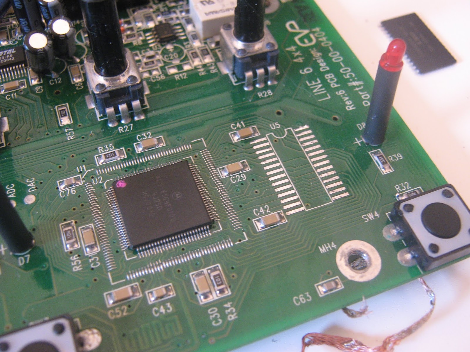 False Electronics Line 6 MM4 Repair And DL4 Conversion
