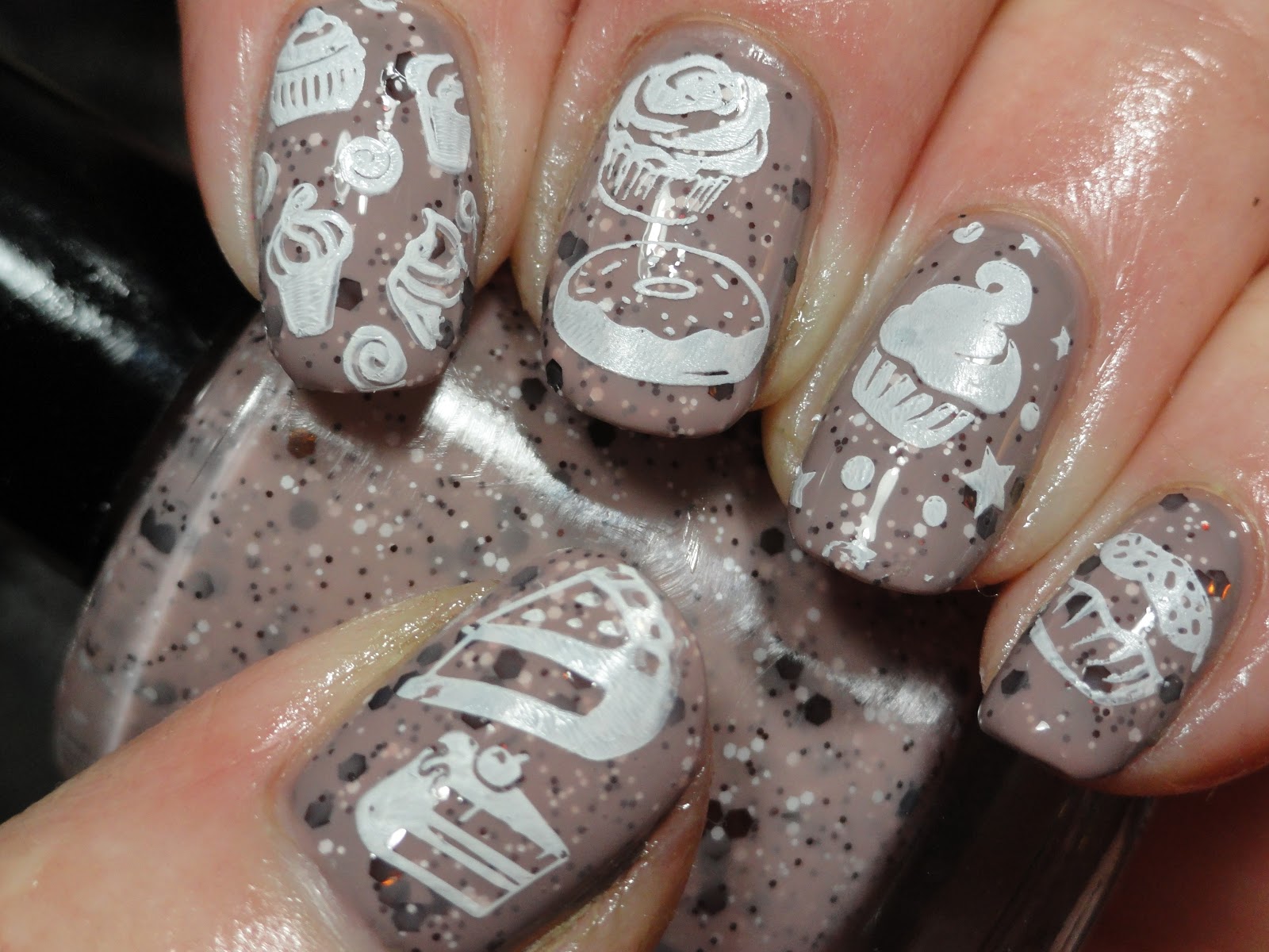 Canadian Nail Fanatic: Baking Themed Mani f. Oopsie Daisies Tiramisu