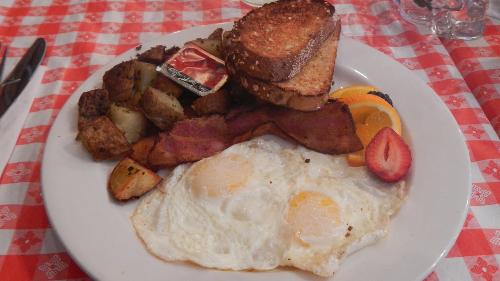 Big Daddy Dave: Tooloulou’s for Breakfast – Banff Alberta