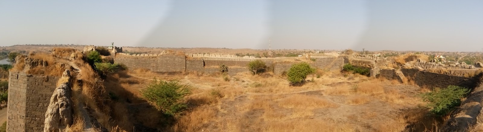 Dharmapuri Fort located near to Ambajogai in Maharashtra | The journey ...