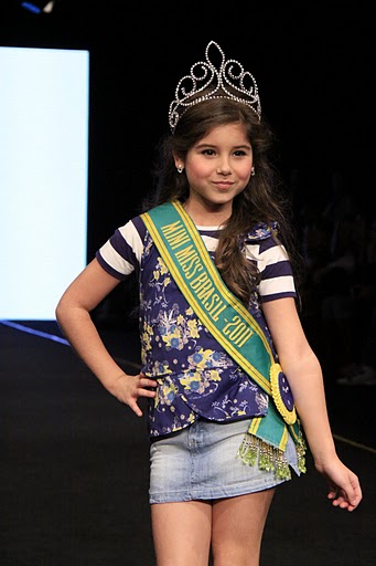 Karoll Almeida: Juliê Rodrigues Mini Miss Brasil 2011_Donna Fashion