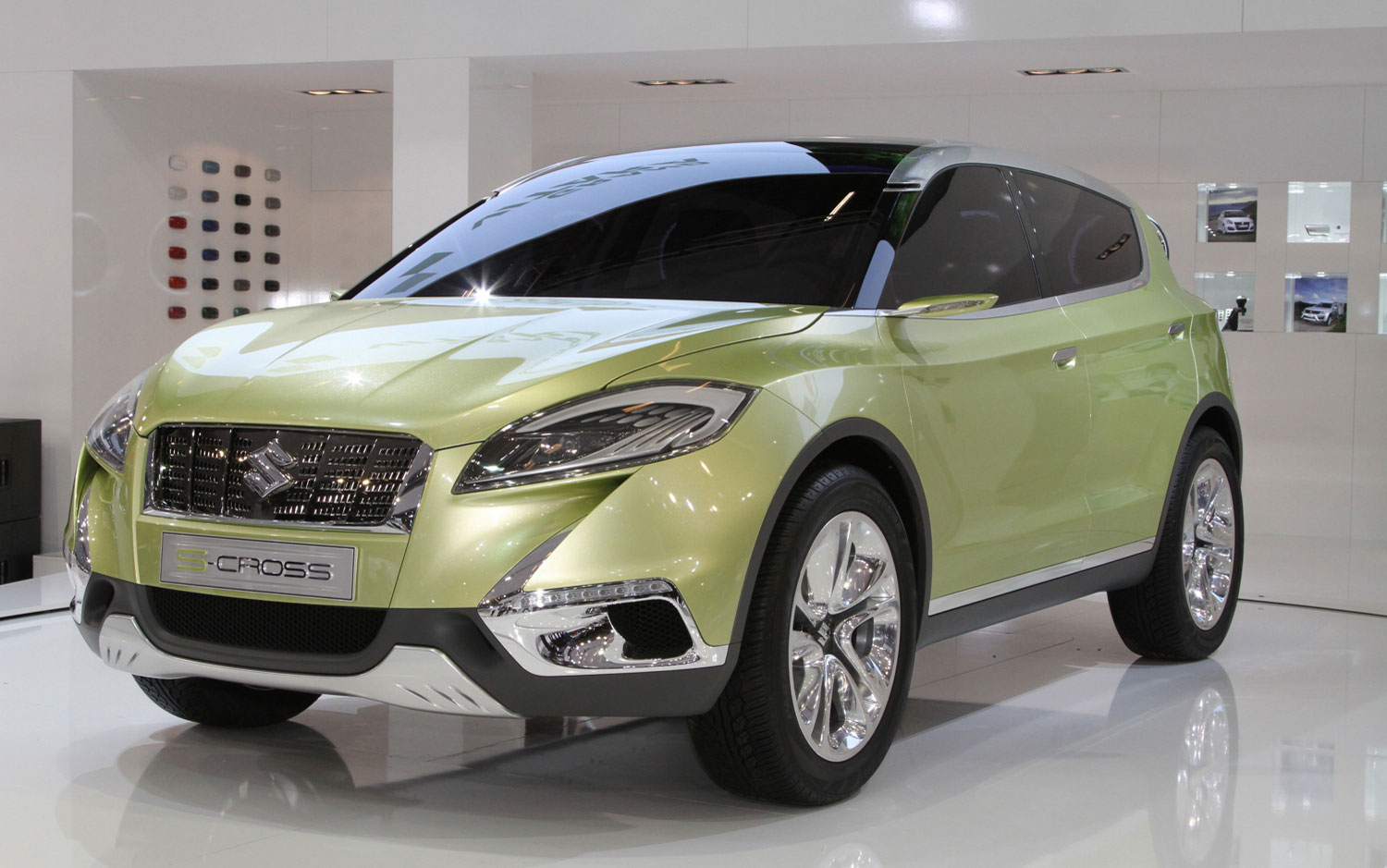 2012 Paris Suzuki S-Cross Concept Previews Upcoming Compact Crossover ...