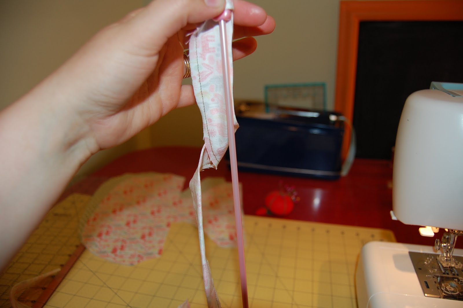 tinkerknits: Bonnet Tutorial