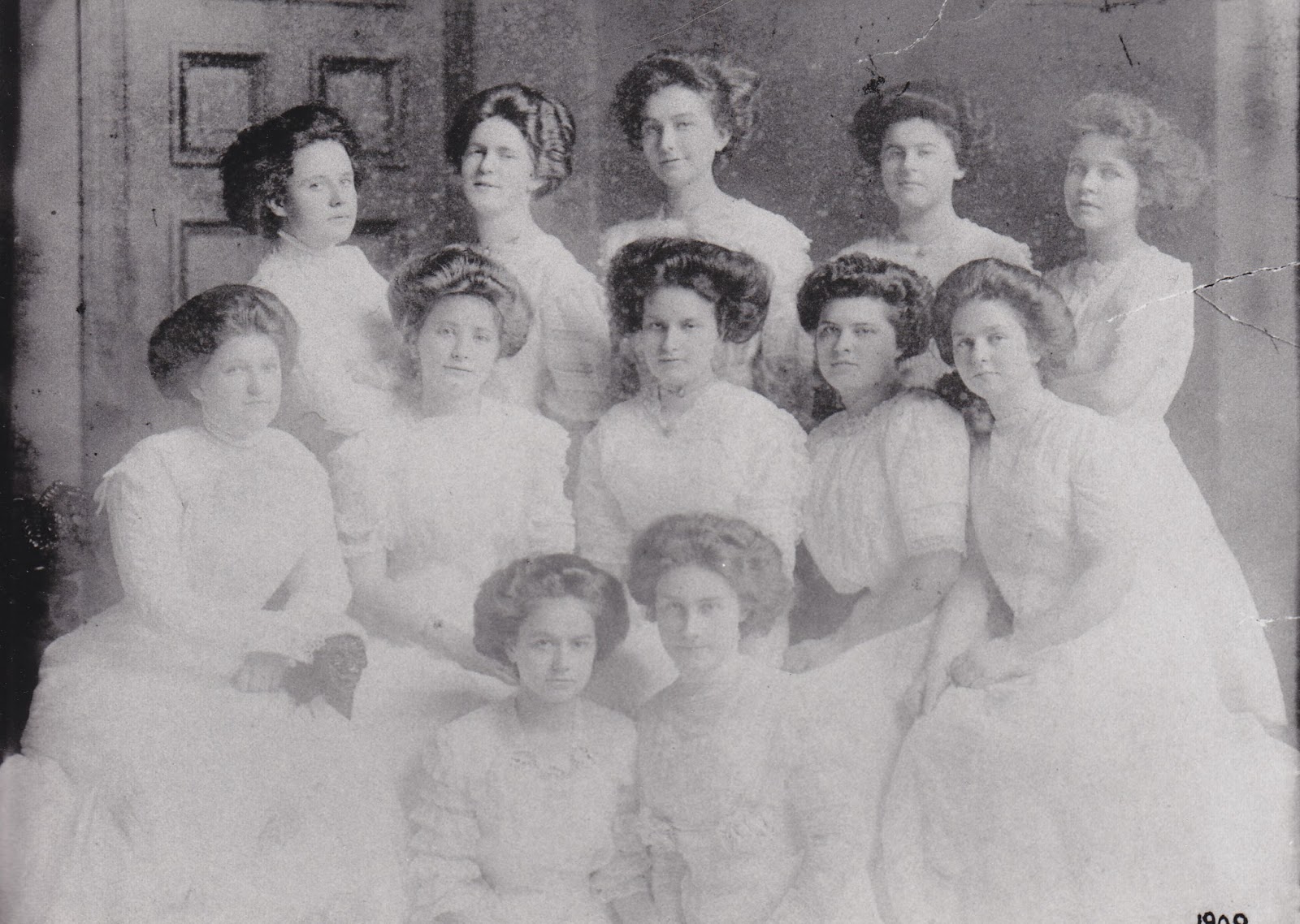 Through The Years: Academy of the Visitation Graduation 1909