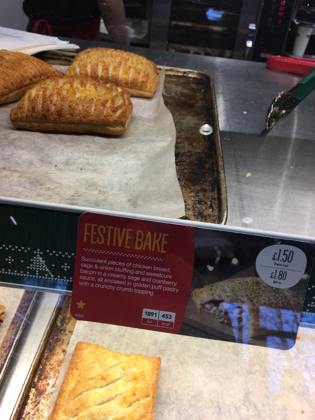FOODSTUFF FINDS: A Greggs Christmas - Christmas Lunch Toastie And ...