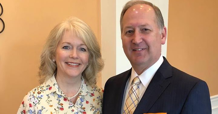 Helpers of Joy ( 2 Cor 1:24 ): Look Him in the Eye / Mrs Debbie Russ