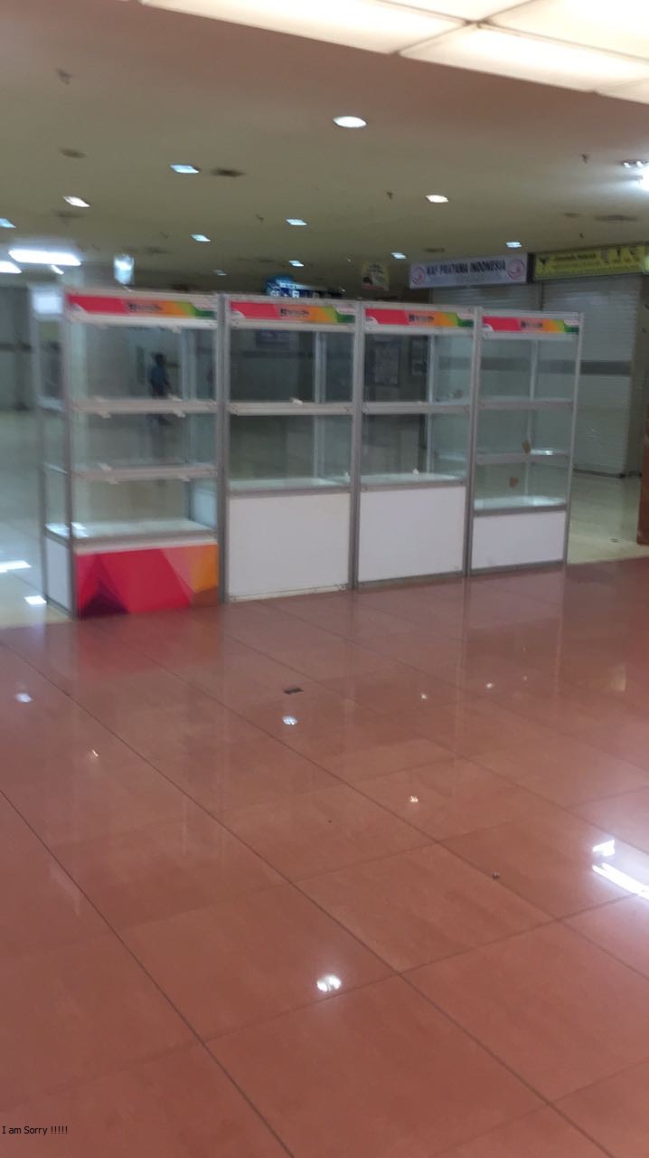 sewa dan jual rak showcase | Jual partisi pameran 081288987381