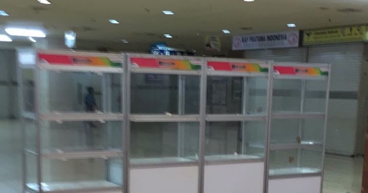 sewa dan jual rak showcase | Jual partisi pameran 081288987381