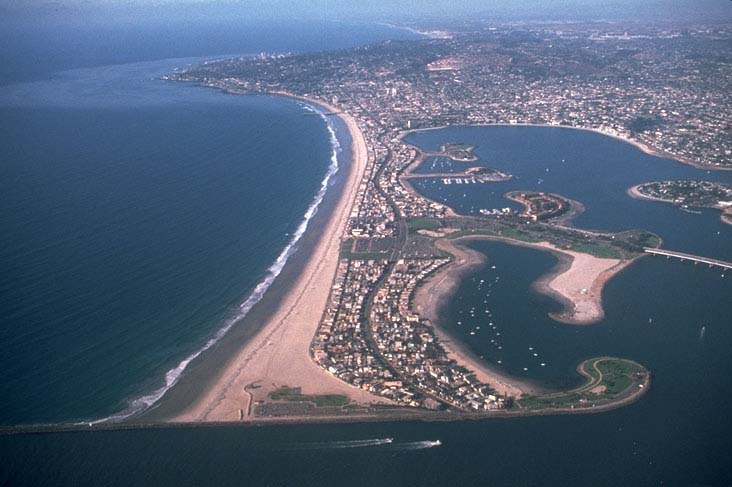 VUDEEVUDEE'S GEOGRAPHY BLOG: COAST: Formation of Spits and Tombolos