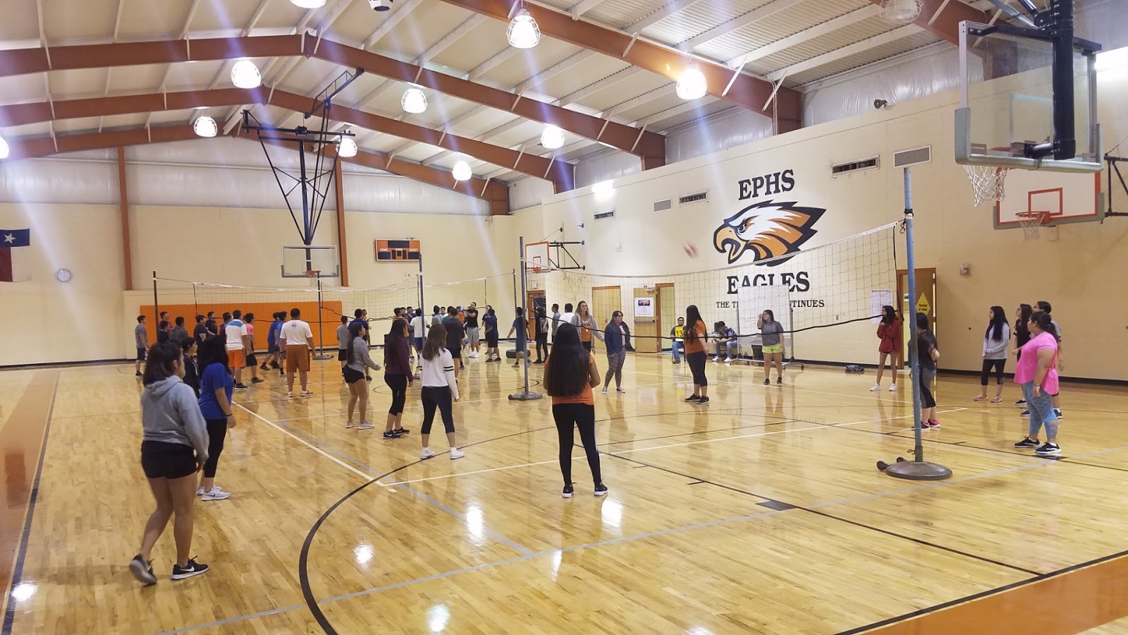 Eagle Pass ISD - iVision: Eagles Square Up