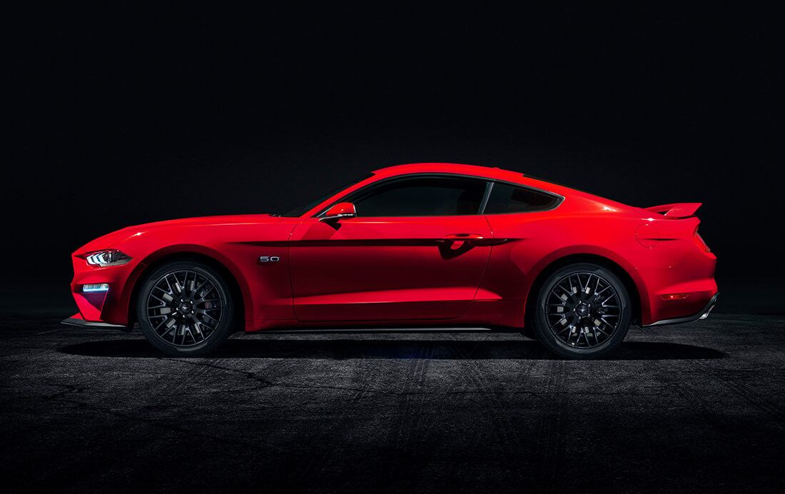 Ford Mustang V8 tem preço definido no Brasil: R$ 299.900