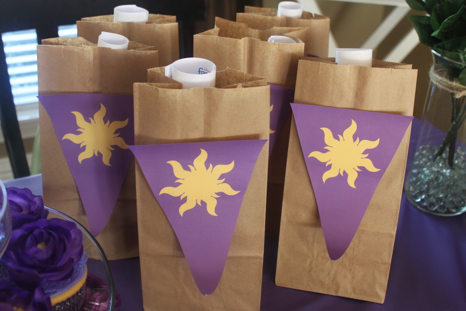 Crafty Texas Girls: Crafty How-To: "Tangled" Rapunzel Movie Party