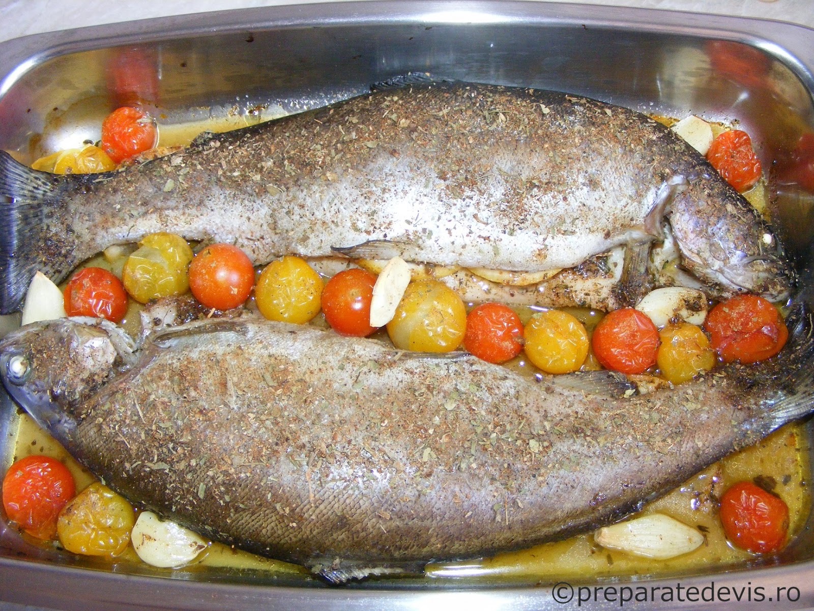 Pastrav aromat la cuptor | Preparatedevis.ro