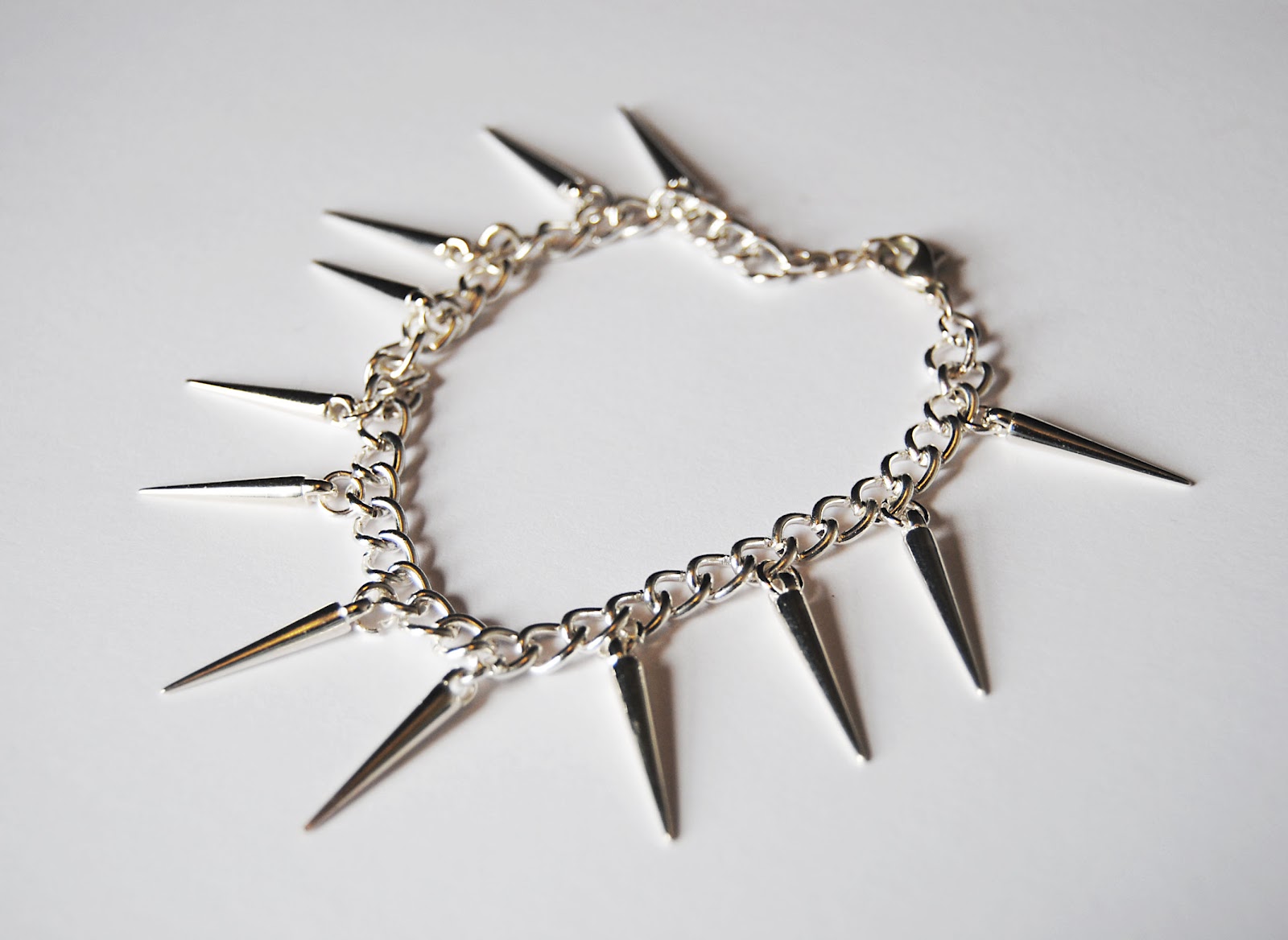 DIY Drop Spike Bracelet | Hello Gwen
