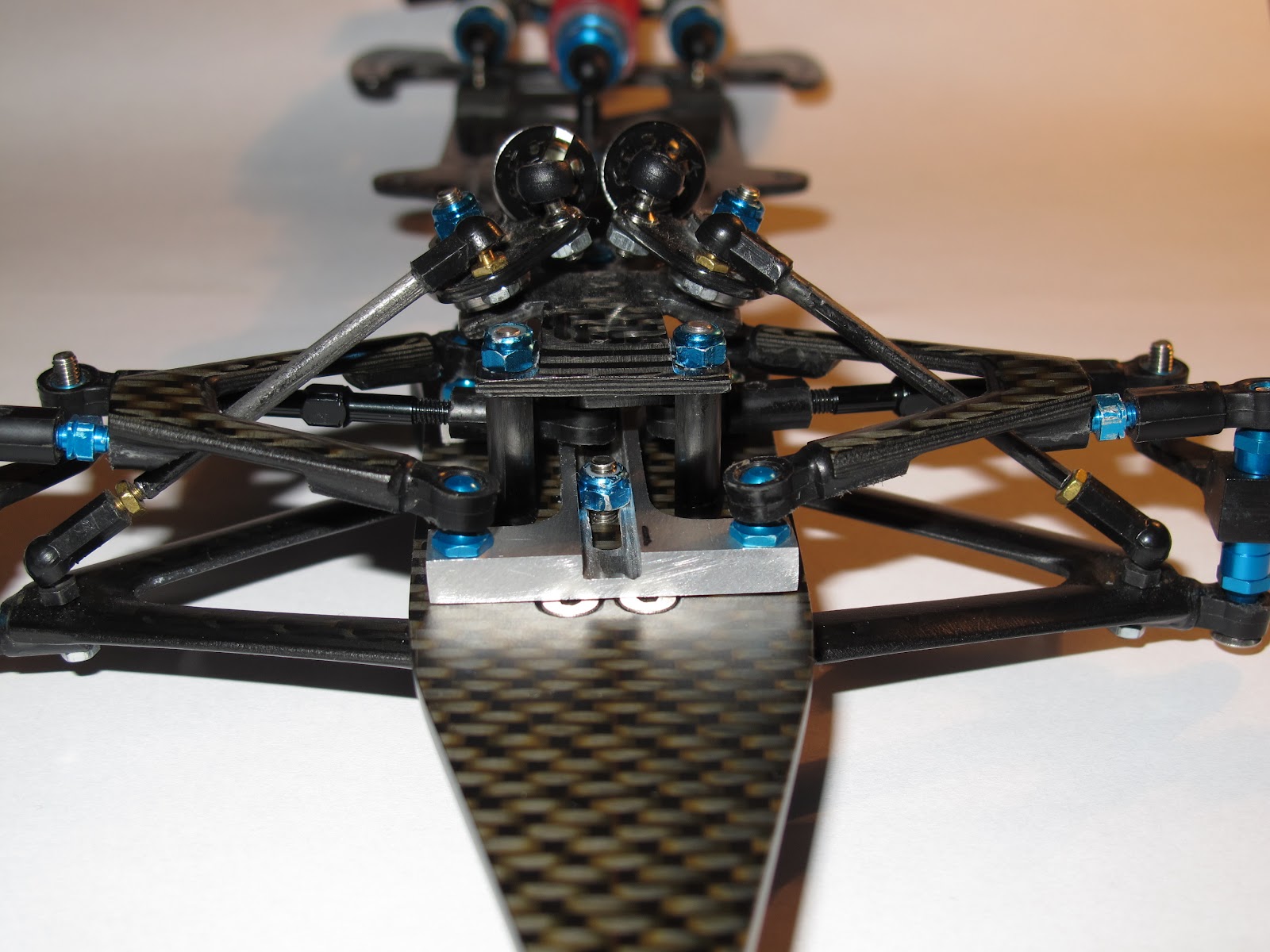 TMR F1 - 01: Vorderes Chassis