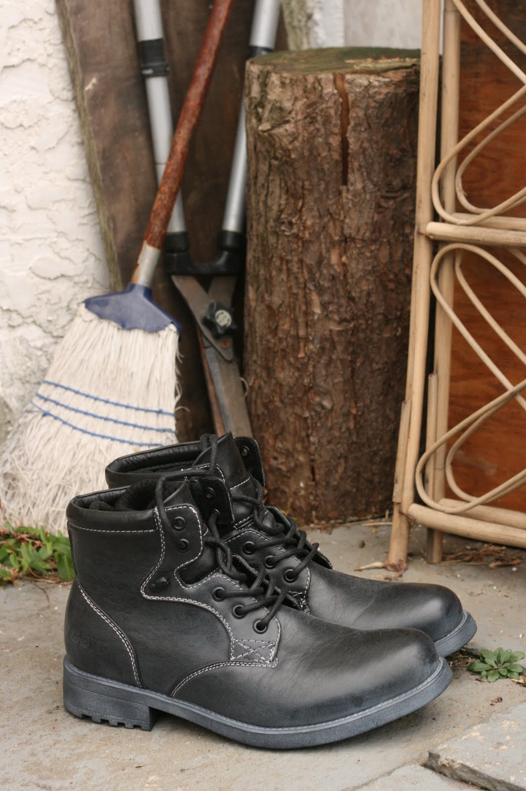 iunderstan: My Lens: Boots