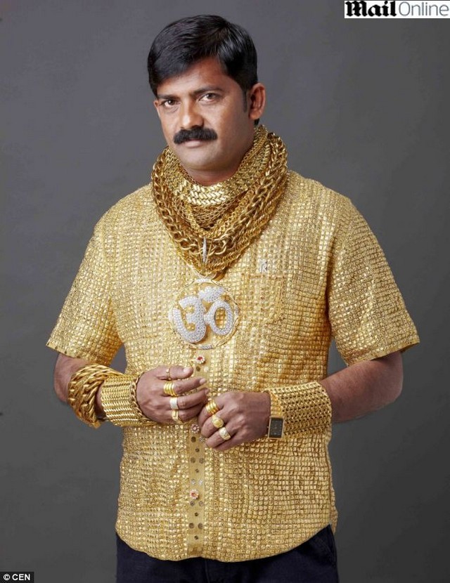 DIÁRIO INSANO: Indiano rico gasta R$ 46 mil com camisa de ouro para ...