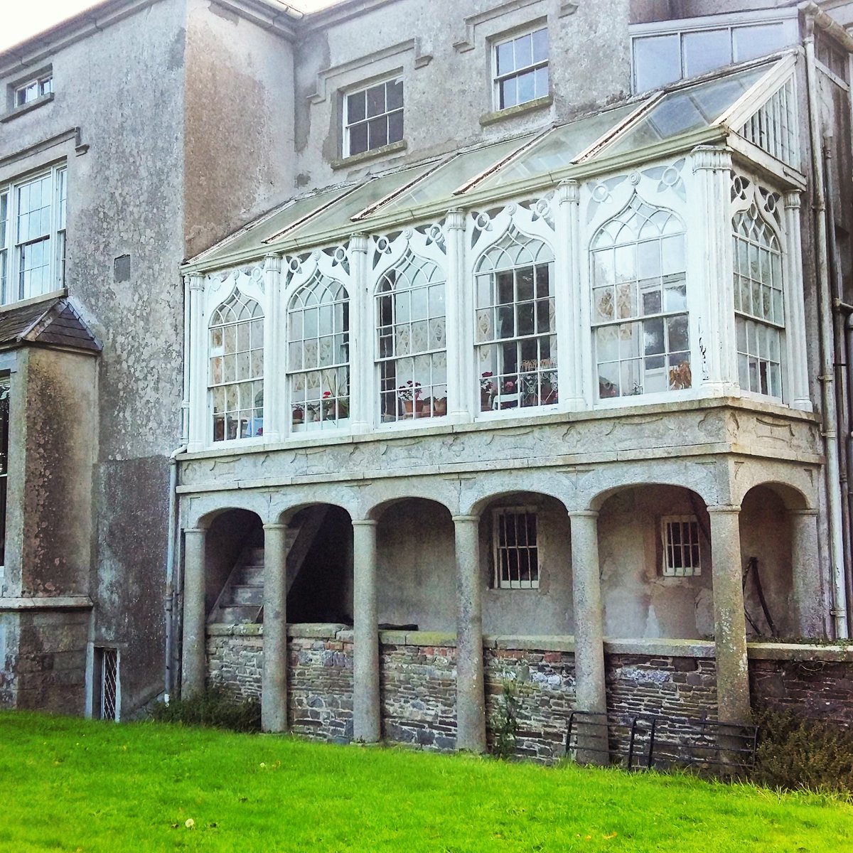 Landed families of Britain and Ireland: (262) Aylward of Ballynagar and ...