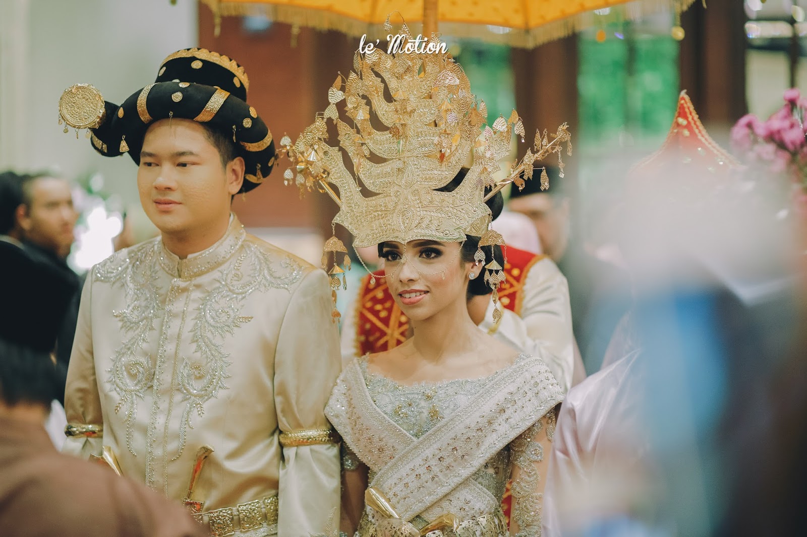 Le Motion Photo: Ikhsan & Diba's Glorious Batak Mandailing Wedding ...
