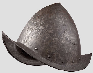 EL MORRIÓN Y OTROS CASCOS DE LOS TERCIOS