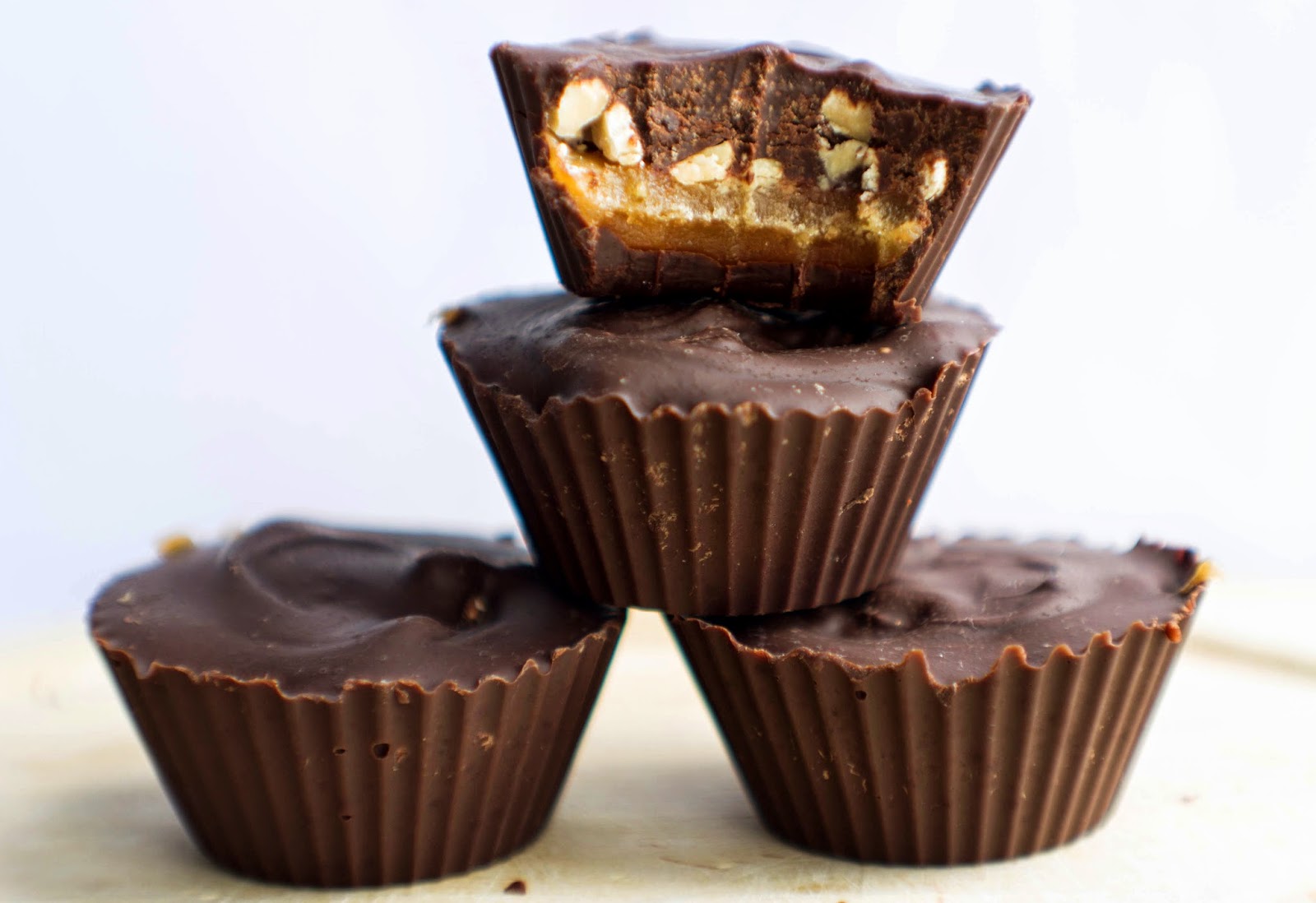 HOMEMADE SNICKER CUPS RECIPE - Girls Dishes