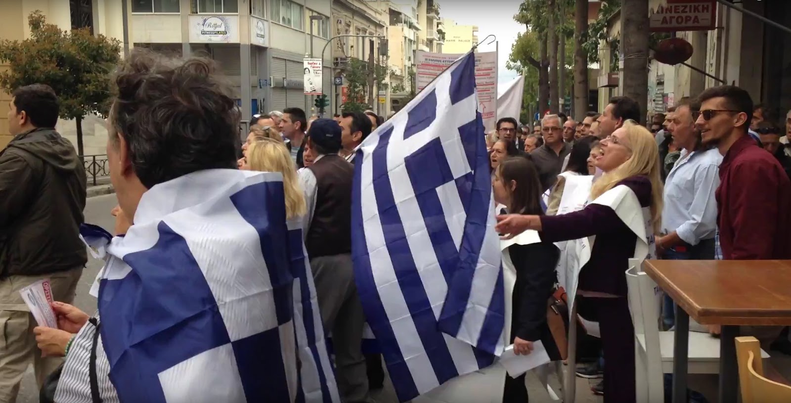 ΠΟΡΕΙΑ ΔΙΑΜΑΡΤΥΡΙΑΣ/ΕΝΗΜΕΡΩΣΗΣ ΣΤΗ ΠΑΤΡΑ - ΡΑΔΙΟ ΜΑΓΝΗΤΕΣ