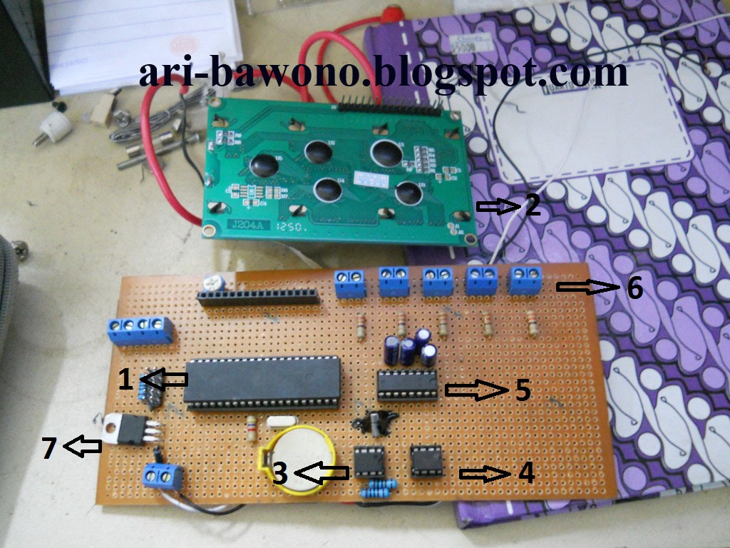 ELEKTRONIKA DAN MIKROKONTROLER: Pengukur Tinggi Air Dengan ATMega32 ...