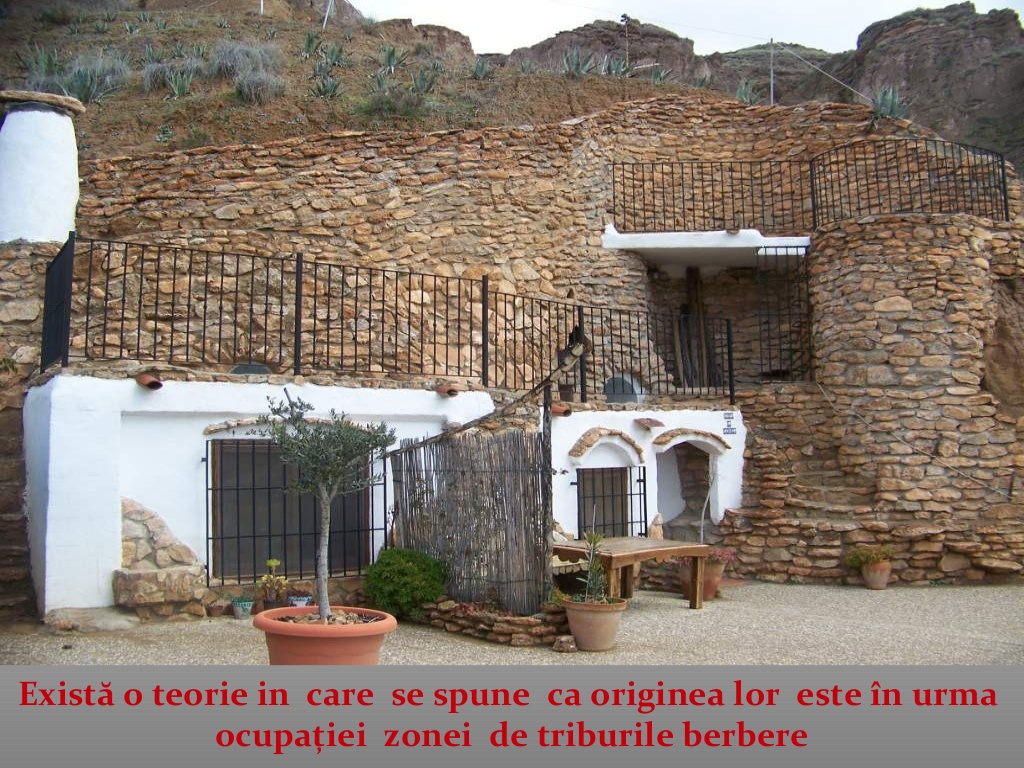 GEOGRAFILIA: Habitatul troglodit - case tradiționale în peșteri