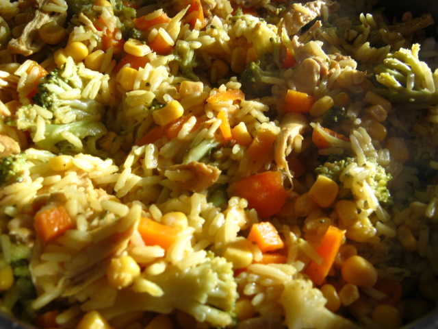 Arroz de caril saudável e delicioso!:)