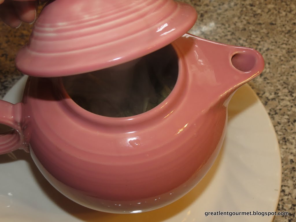 Great Lent Gourmet: Day 11: Sage Tea - Faskomilo - March 28, 2013