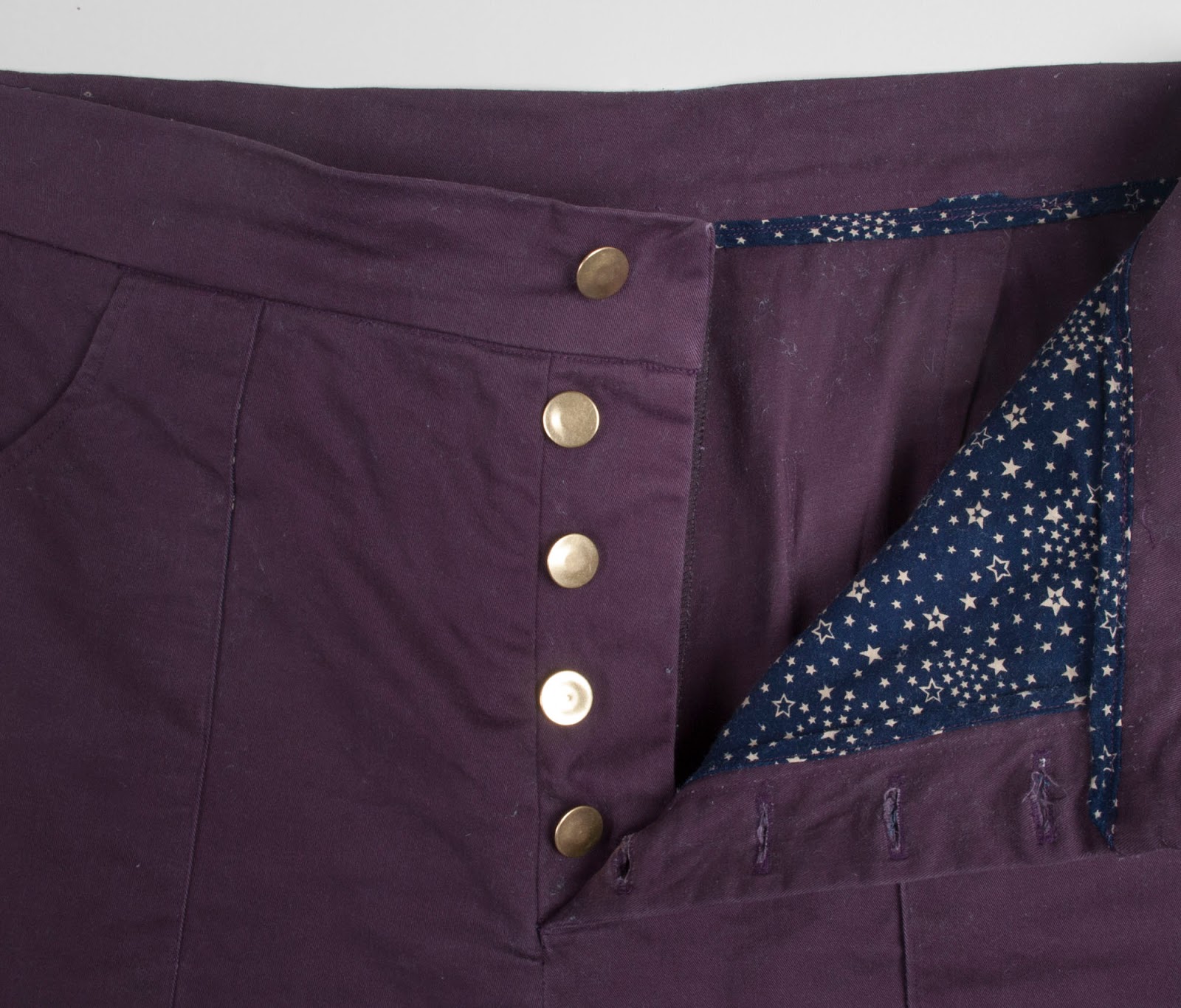UNLIKELY: Lander pants in Stretch Twill- True Bias Patterns