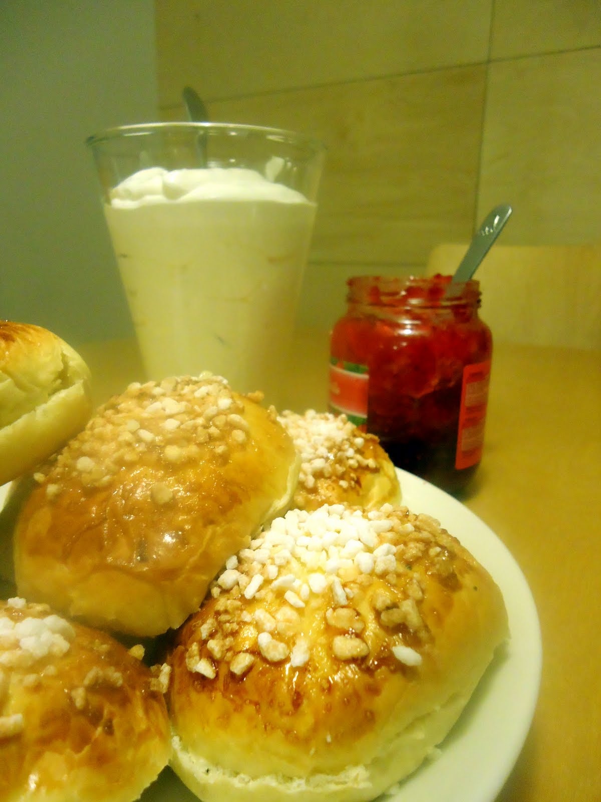 Karamellikengät ¤¤¤: Laskiaissunnuntain epäonnea