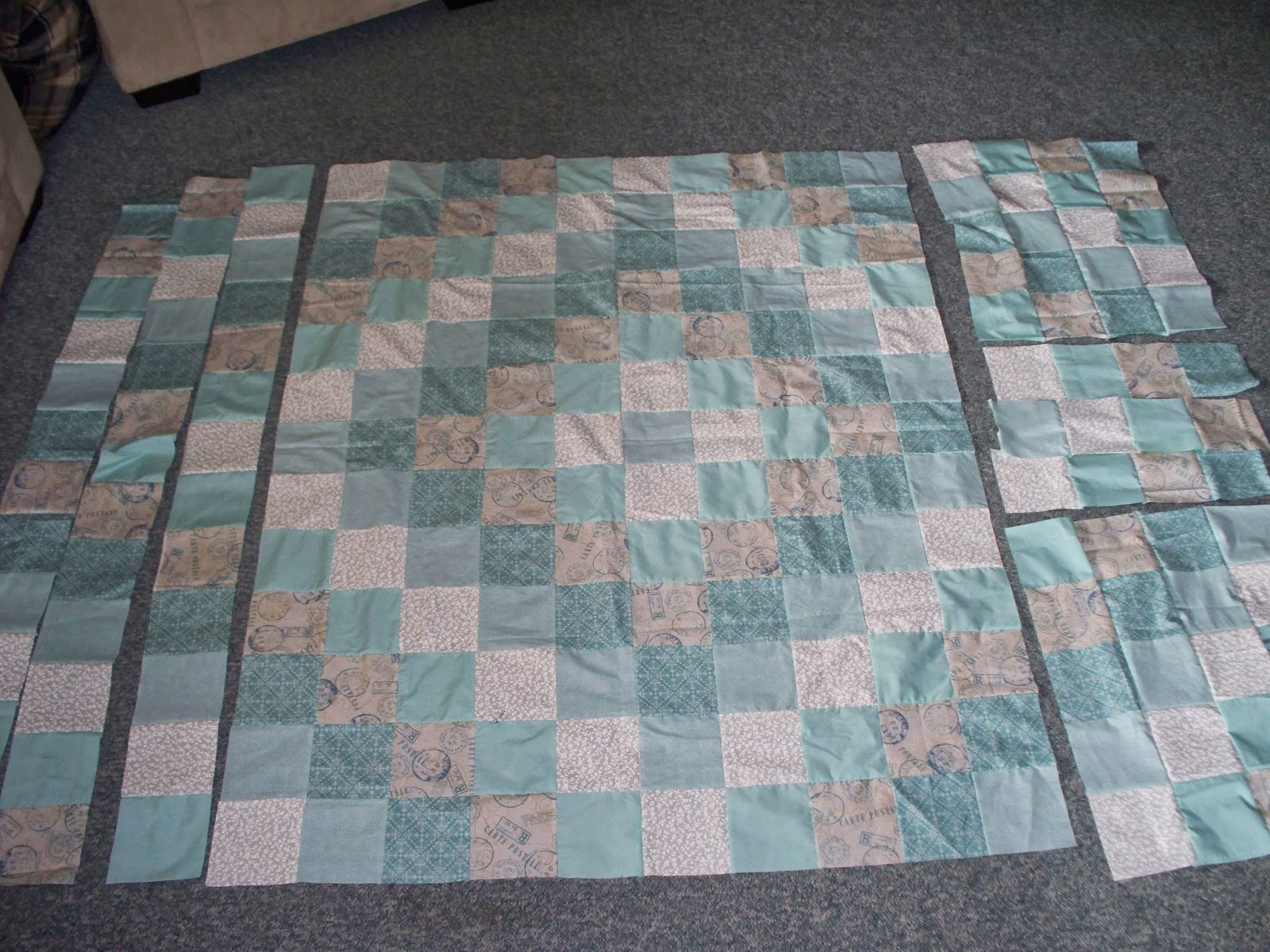 sewcreatelive: How to Sew a Queen Trip Around the World Quilt--Strip Method