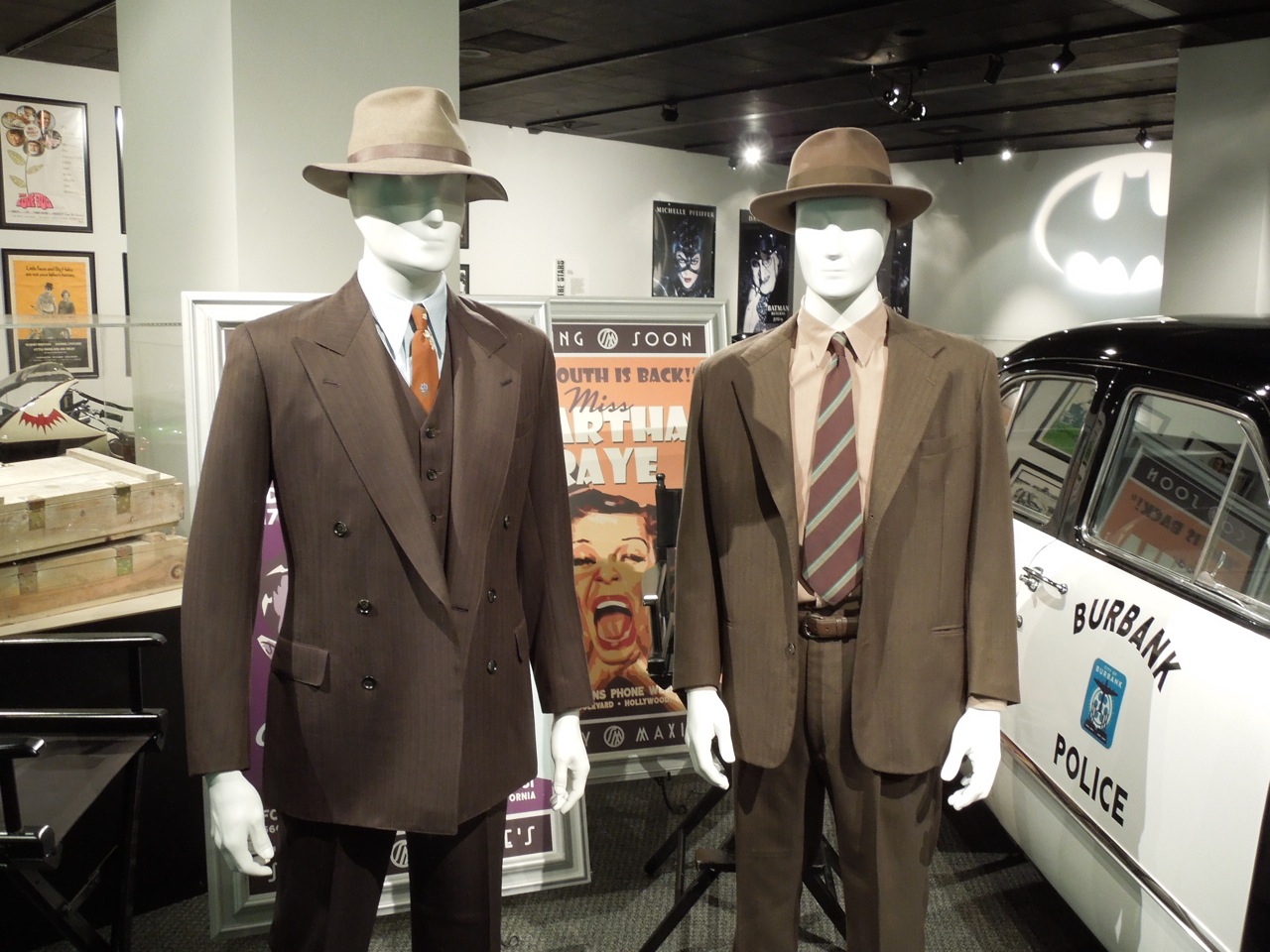 Hollywood Movie Costumes and Props: Costumes worn by Ryan Gosling and ...
