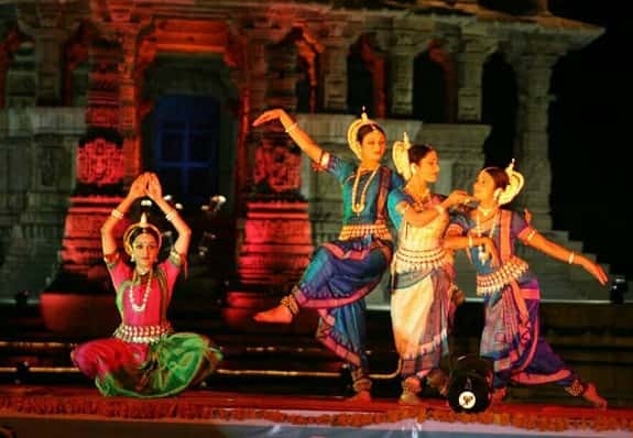 Modhera Dance Festival: A Culmination of The Very Best In Dancing ...