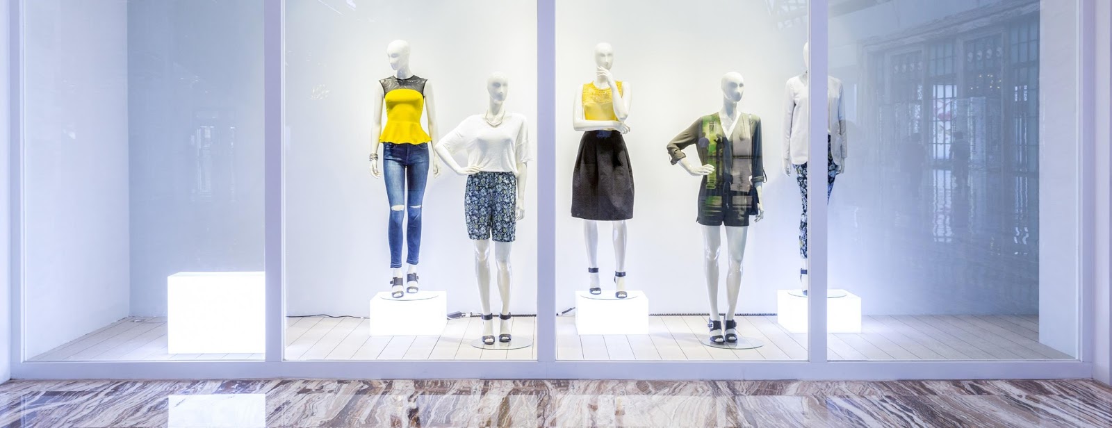 Your Business can bring useful charges with Attractive Shopfront ...