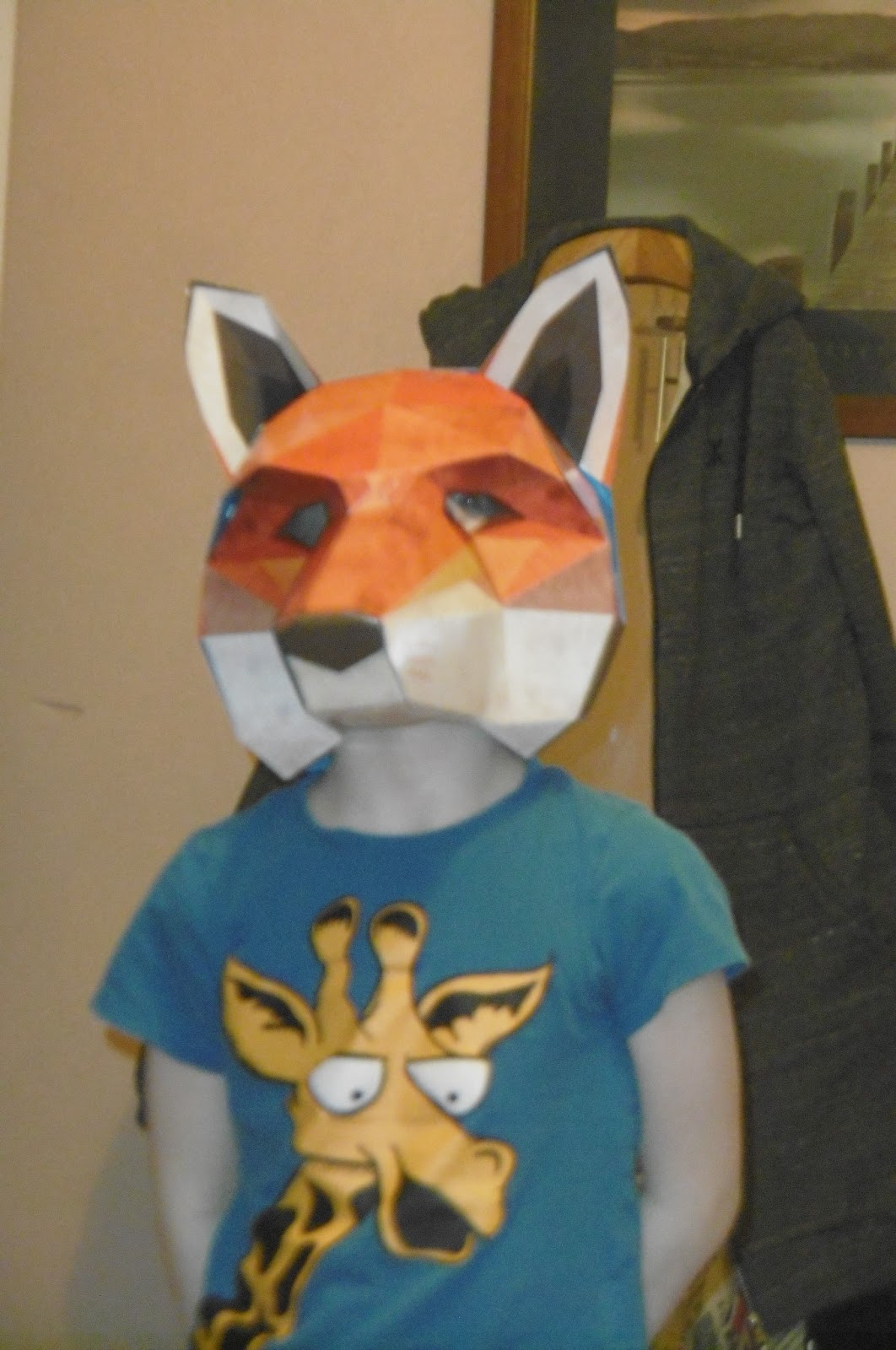 Madhouse Family Reviews: The Fox Press-Out Mask by Wintercroft review