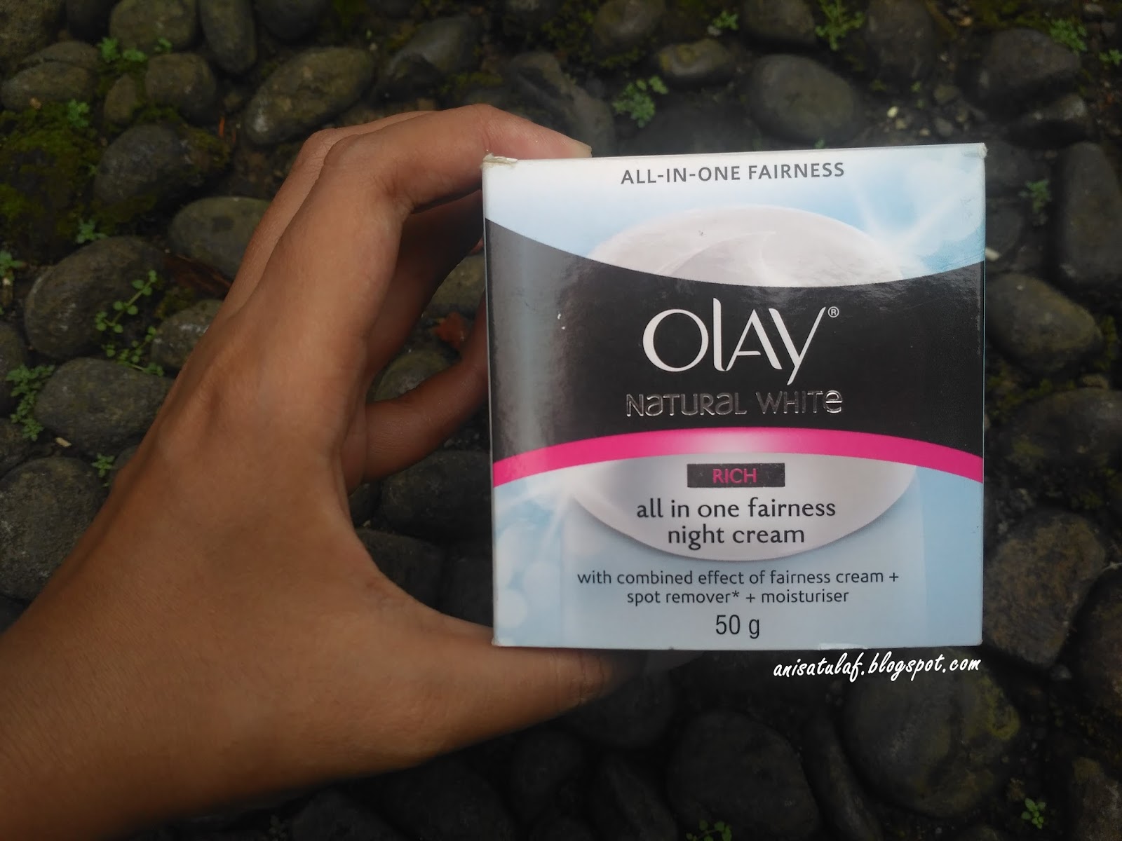 REVIEW : Olay Natural White All in One Fairness Rich Day & Night Cream ...