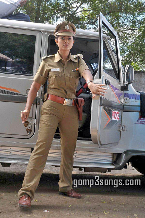 choosing wallpaper: Online Telugu Movie: Bhavani IPS 2011 First look ...