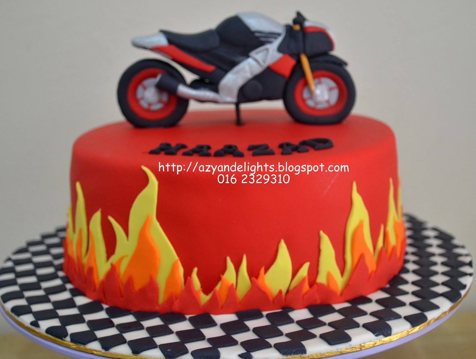 Azyandelights: Aprilia Motor Cake